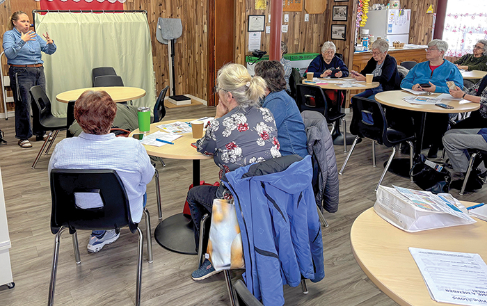 Digital literacy seminar covers everything from sharing photos to ...